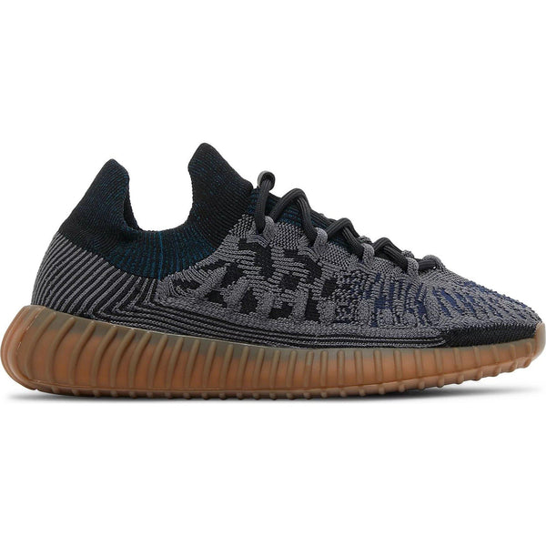 Yeezy - Add Bold Yeezy Shoes to Your Footwear Collection - Waves Au